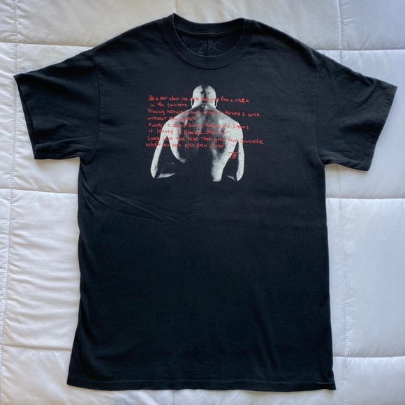 Hot Topic | Shirts | Hottopic Tupac Short Sleeve Tee Black | Poshmark